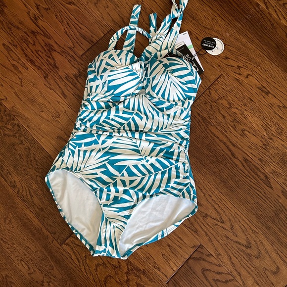 Coco Reef | Swim | New Swimsuit | Poshmark